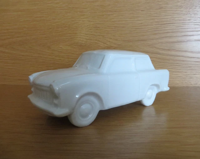 TRABANT 601 TRABI Trabbi DDR Auto Pkw Rennpappe Porzellan ...