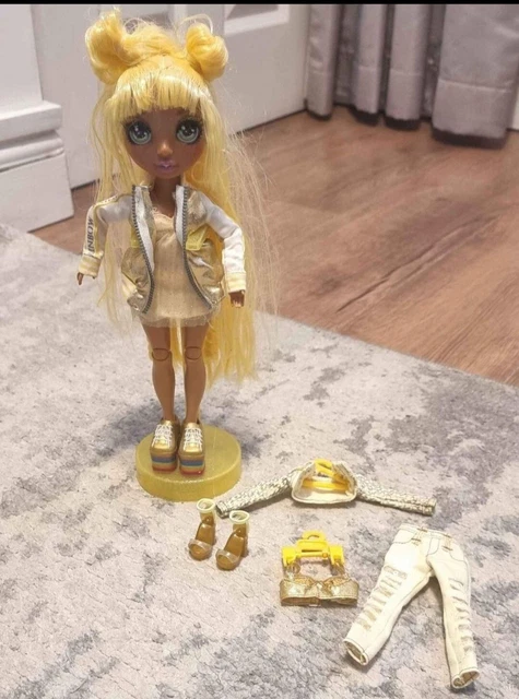 RAINBOW HIGH DOLL-SUNNY Madison yellow £15.00 - PicClick UK
