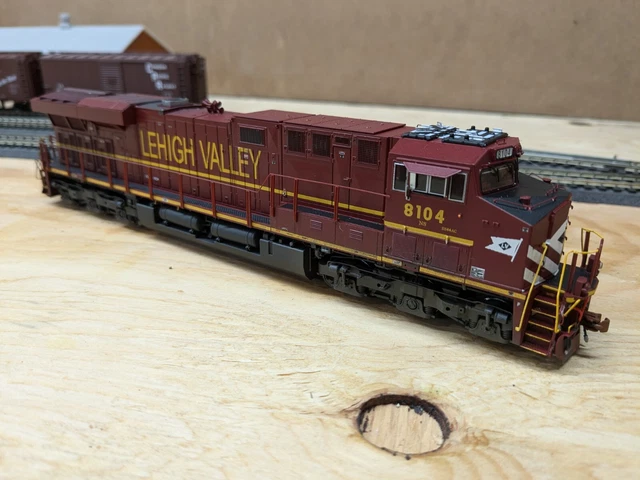 HO SCALE SCALETRAINS Rivet Counter ES44AC Norfolk Southern LV 8104 DCC Sound $525.00 - PicClick CA