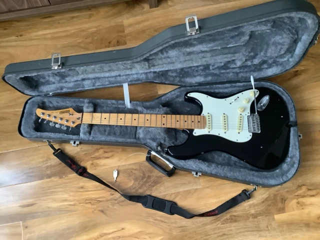 HOHNER ST59 PROFESSIONAL Strat Style Electric Guitar & hardcase £90.00 ...