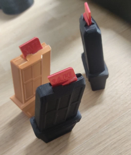 TIKKA T1X SAFETY chamber magazine flag 22LR & 17HMR flag , drapeau de ...