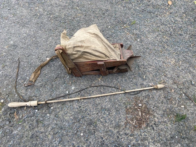 VINTAGE THE AERO Broadcast Seed Sower Hand Fiddle Sower Rural Farming ...