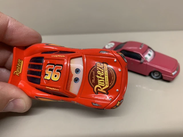 DISNEY PIXAR CARS Lenticular Eyes Lightning McQueen & Vern Bundle Lot £ ...