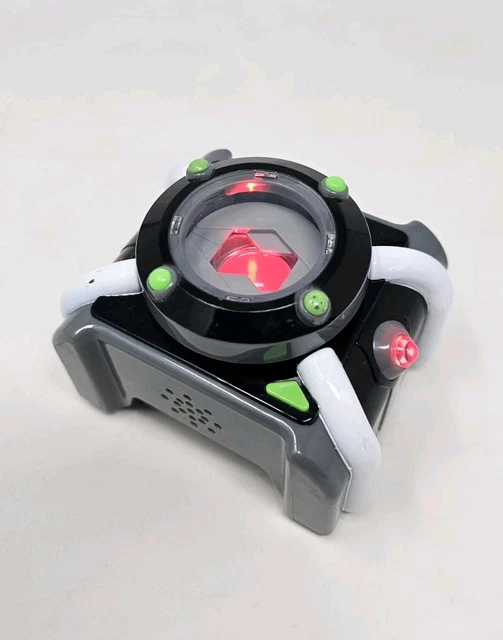 BEN 10 ULTIMATE Omnitrix Deluxe Watch FX Lights & Sounds BANDAI Alien ...