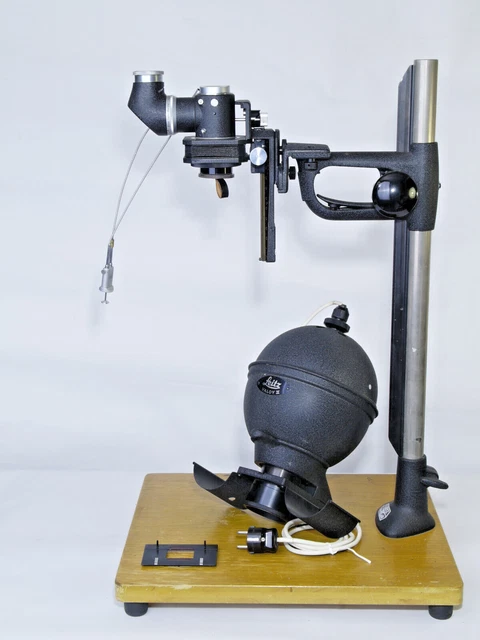 LEITZ LEICA VERGRÖSSERER VALOY II + Leitz Reproarm / Balgengerät EUR ...