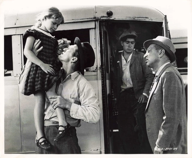 ORIGINAL VINTAGE CINEMA Still Photo Movie The Juggler Kirk Douglas B ...