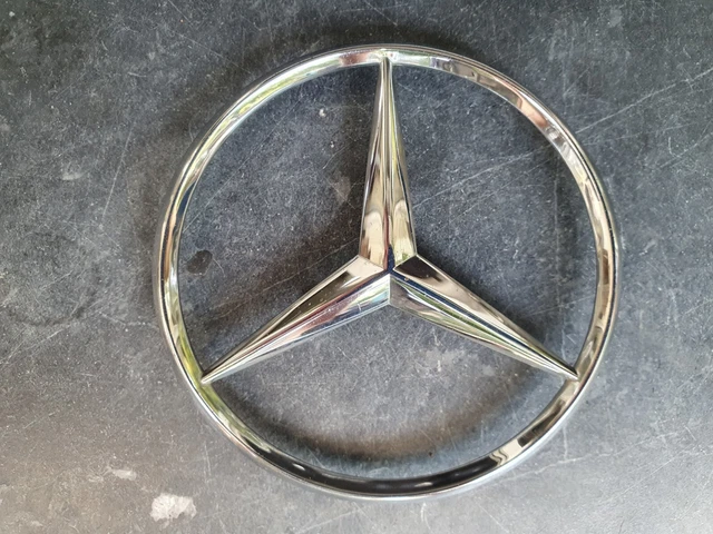 MERCEDES BENZ 190E W201 orig. Stern Heckklappe 2017580058 EUR 14,99 ...