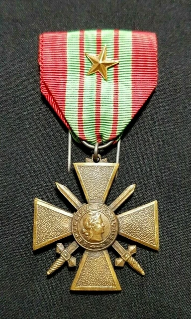 WW2 ORIGINAL FRENCH War Cross 1939 1940 Vichy bronze with two rings £46 ...