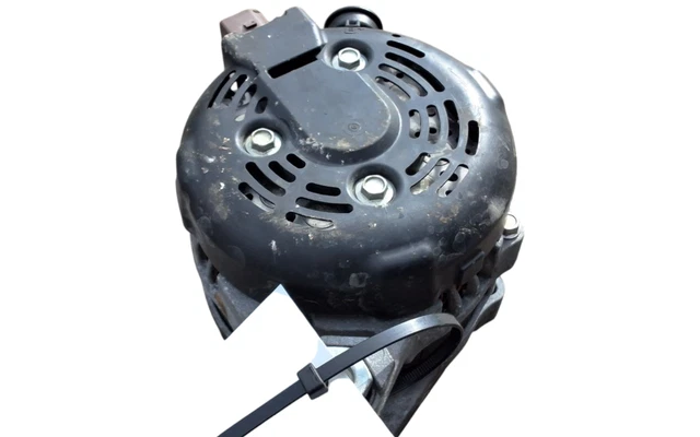 TOYOTA HILUX 2.8 2023 Igdftv / D4D Alternator 27060-30230 £75.00 ...