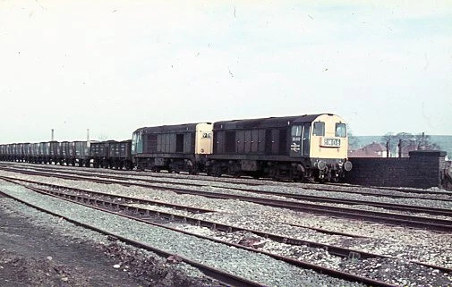 ORIGINAL COLOUR SLIDE of 20212 BR class 20 diesel loco £1.75 - PicClick UK