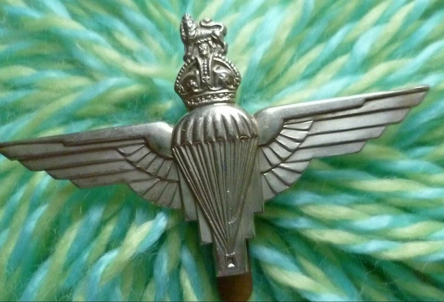 WW2 PARACHUTE REGIMENT Cap Badge KC White Metal Slider Vintage Original ...