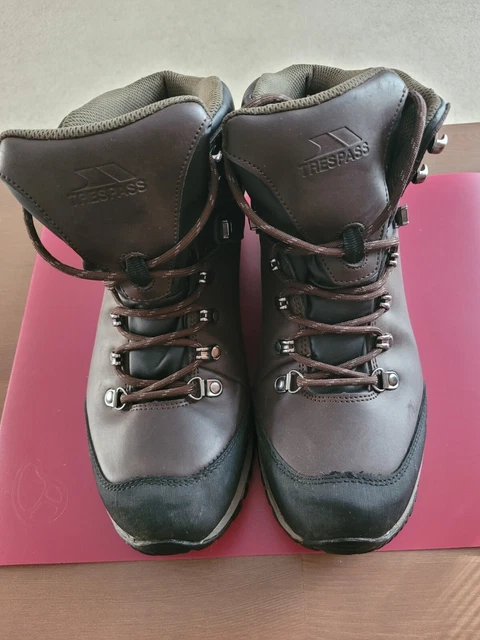 TRESPASS VIBRAM HYDROGUARD Hiking Boots Cantero Size 9 EU 43 ( worn ...