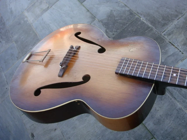 VINTAGE 1950S ZENITH model 17 archtop acoustic guitar Paul McCartney ...
