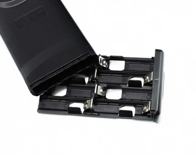 YONGNUO SF-18 COMPACT Battery Pack w/AA Battery Holder & Case (Second ...