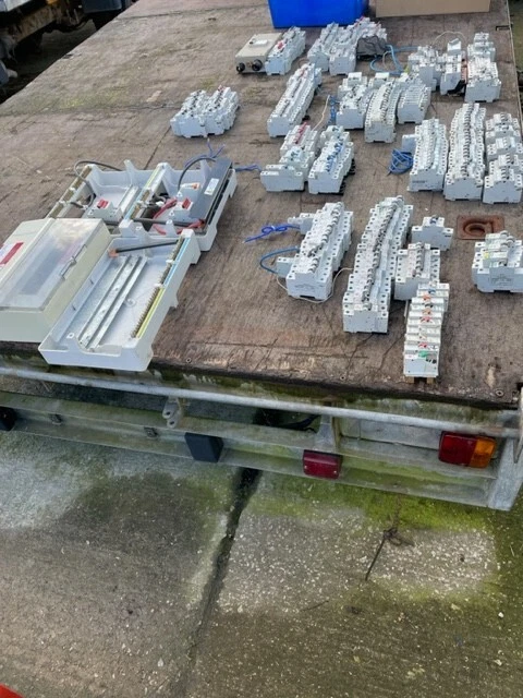 JOB LOT MCB rcd rcbo fuse circuit breakers mk wylex mem hager sector ...