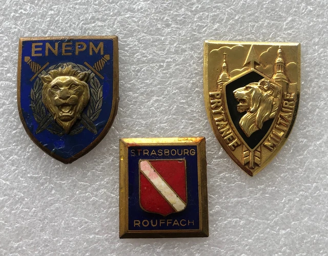 LOT DE TROIS insignes écoles. Sans Attaches EUR 4,00 - PicClick FR