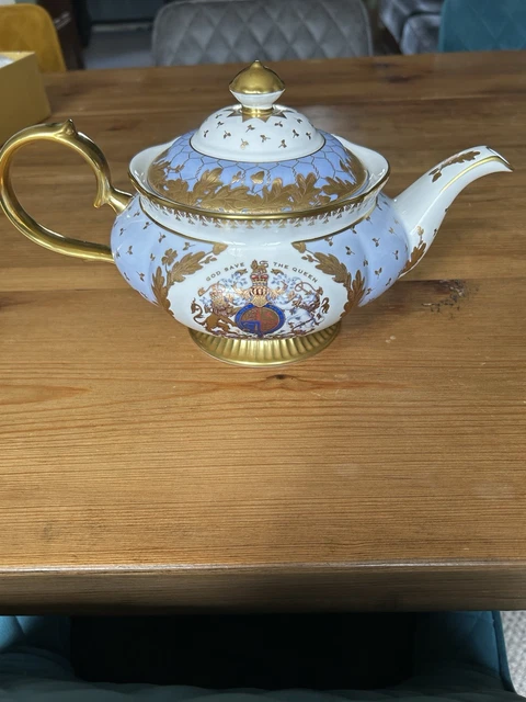QUEEN ELIZABETH 11 2012 Diamond Jubilee LIMITED ED. TEAPOT Boxed - No ...