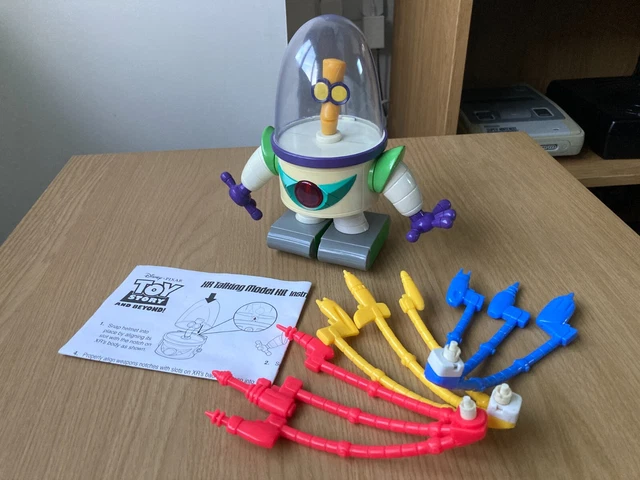 BUZZ LIGHTYEAR OF Star Command XR Model Kit Toy Story Beyond Collection ...