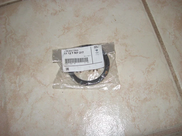 NEW BMW VACUUM Pump Seal - Genuine BMW 11127507217 EUR 25,39 - PicClick DE