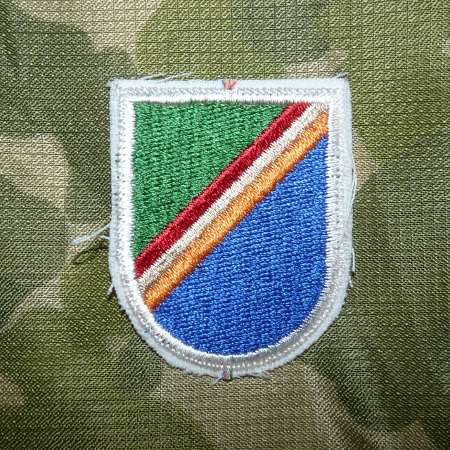 ORIGINAL US ARMY HHC 75th Ranger Regiment Obsolete Cut Edge Black Beret ...