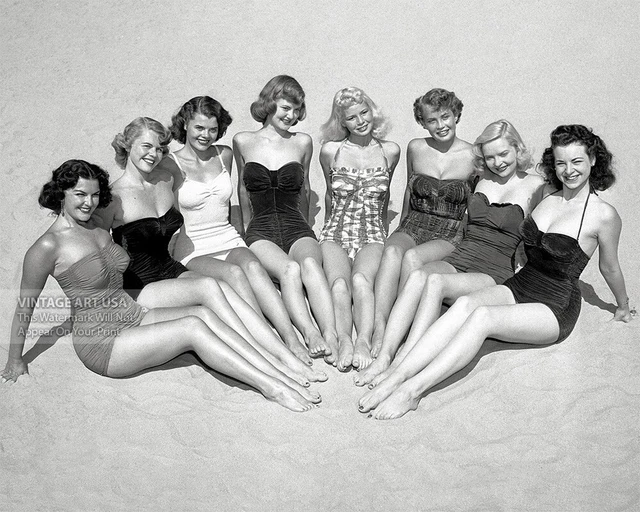 Vintage 1950s Swimsuit Girls On The Beach Photo Gorgeous Bathing