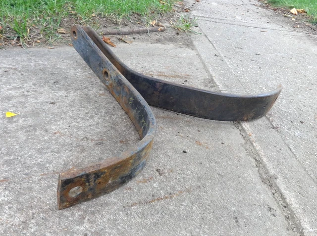 1930 1931 MODEL A Ford FRONT BUMPER BRACKETS Original pair EUR 184,59 ...