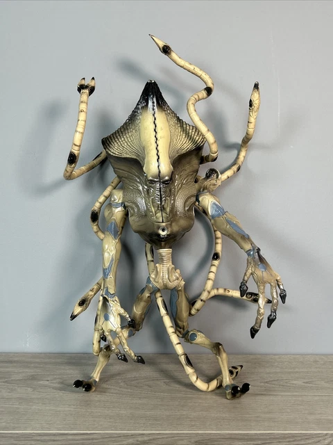 VINTAGE 1990S INDEPENDENCE Day ID4 Alien Supreme Commander 14” Action ...