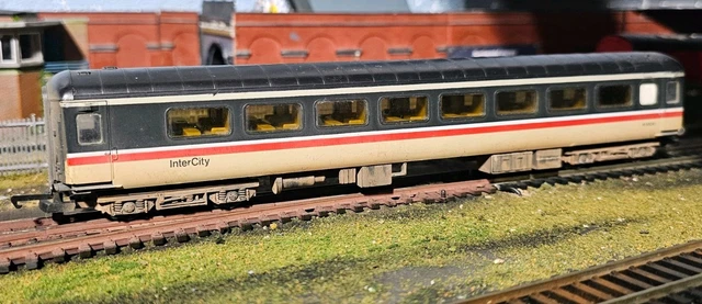 00 GAUGE LIMA Mk2 TSO 2nd Open Coach Intercity Swallow M5084 weathered ...