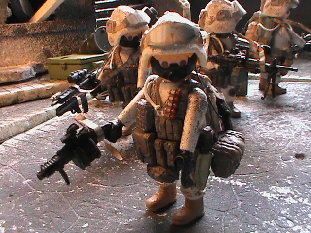 PLAYMOBIL CUSTOM US Marine 1Er Bataillon 2E Brigade (Afghanistan) Ref ...