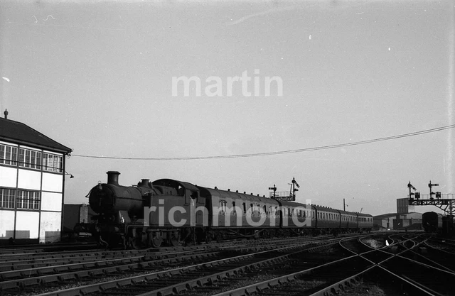 CARDIFF QUEEN STREET 0-6-2T 5692 29.4.58 35mm Railway Negative RN422 £4 ...