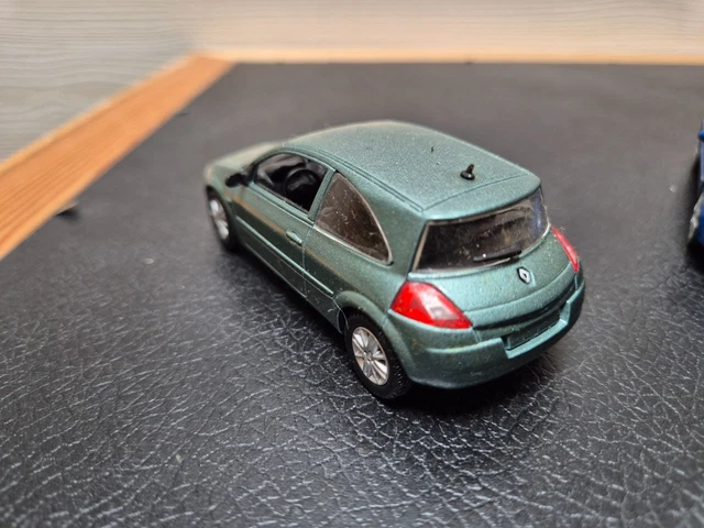 LOT 4 MINIATURES Renault Mégane & Scénic 1/43 EUR 20,50 - PicClick FR