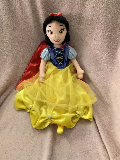 EXCLUSIVE DISNEY STORE Snow White 20” Soft Toy Plush Disney Doll £11.99 ...