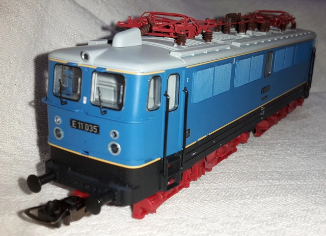 PIKO 51058 HO E-Lok BR E11 035 DR "S-Bahn Leipzig" Ep. IV, DC - neu EUR ...