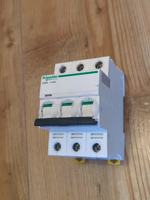 SCHNEIDER MCB 40 Amp Acti9 iC60H Type C 40A Triple Pole 3 Phase A9F54340 £22.00 - PicClick UK