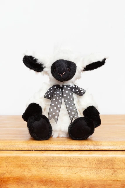 CHARLIE BEARS APRIL Lamb CB185196 £55.00 - PicClick UK