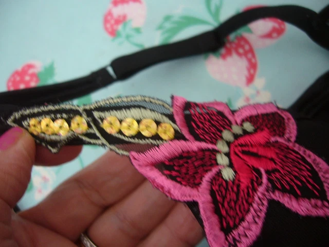 WOMANS 36C black pink flower Marks & Spencers wired padded bra £6.50 ...