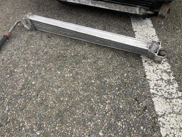 RANGE ROVER P38 4.6 Engine Oil Cooler Radiator Rad breaking £29.99 ...