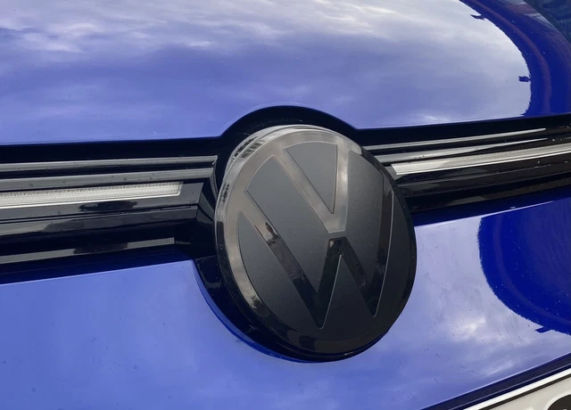 VW GOLF 8 VIII Front & Heck Emblem Vorne Hinten Schwarz Logo Zeichen ...