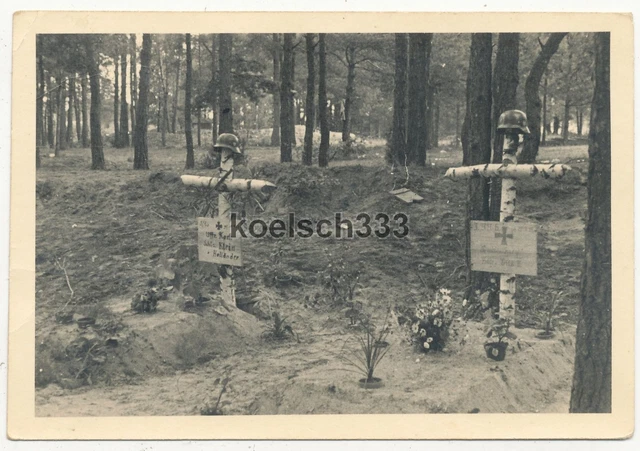 FOTO GRÄBER GEFALLENER Soldaten der Wehrmacht in Polen 1939 ...