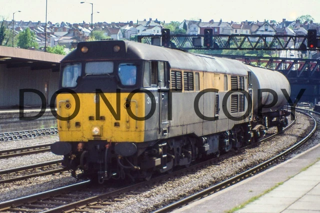 UK DIESEL TRAIN Railway Photograph Of Class 31 31112 Loco. (Rm31-45) £1 ...