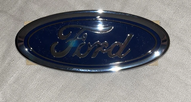 GENUINE OEM FORD Grille Badge Emblem Logo Nameplate Symbol Mark 5258395 ...