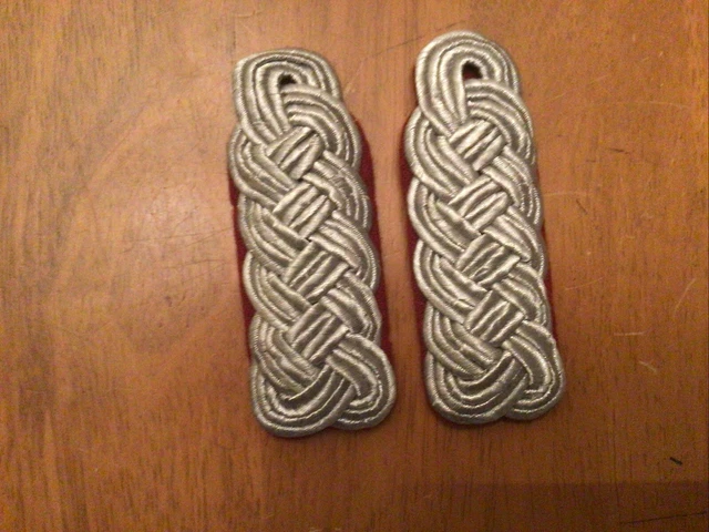 GENUINE DDR EAST GERMAN ARMY OFFICERS SHOULDER EPAULETTES. Good ...