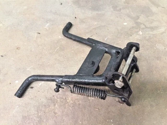 YAMAHA QT50 YAMAHOPPER moped scooter QT 50 center stand kick stand ...