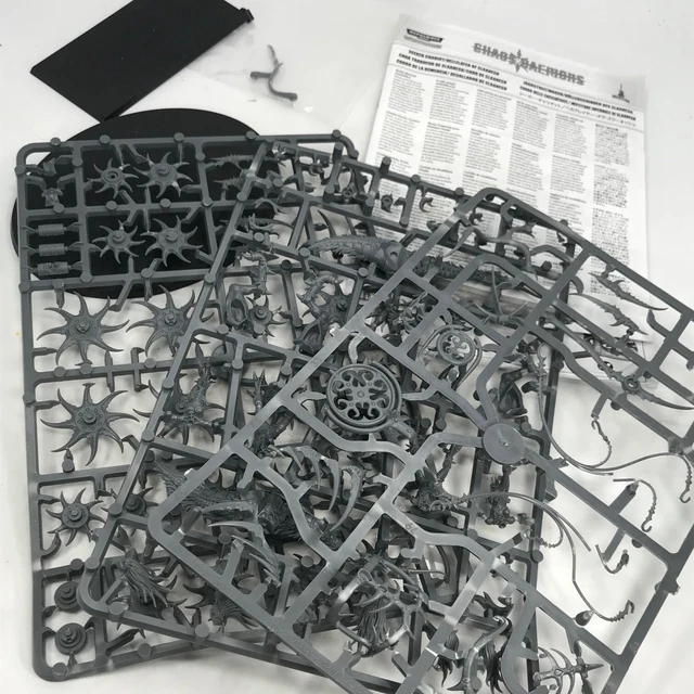 CHAOS SEEKER CHARIOT of Slaanesh Hellflayer - Bent Sprues - Warhammer ...