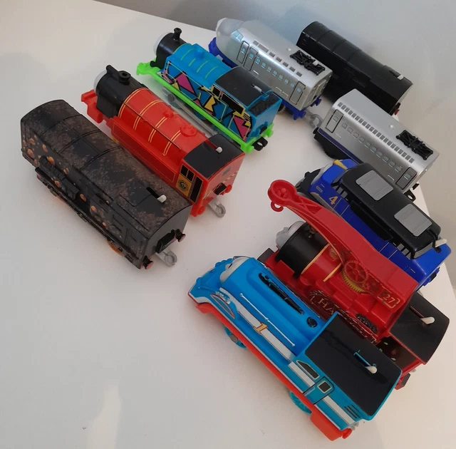 THOMAS THE TANK Engine and Friends Trackmaster Motorised Trains Bundle ...