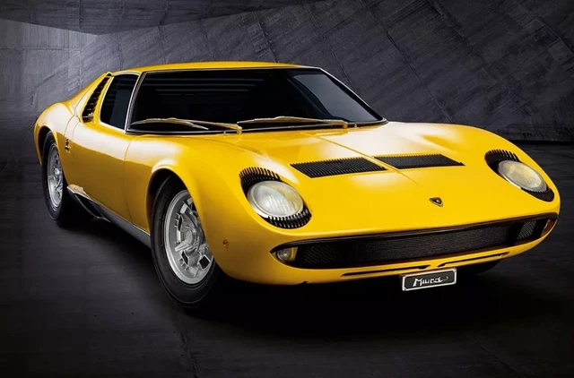 AGORA MODELS LAMBORGHINI Miura 1/8 Scale complete model kit £975.70 ...
