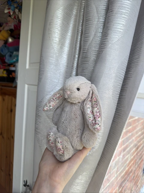 JELLYCAT SMALL BEIGE Bea Bunny £25.66 - PicClick UK
