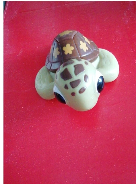 DISNEY PIXAR NESTLE Rare Finding Nemo Squirt Sea Turtle Action Figure 6 ...