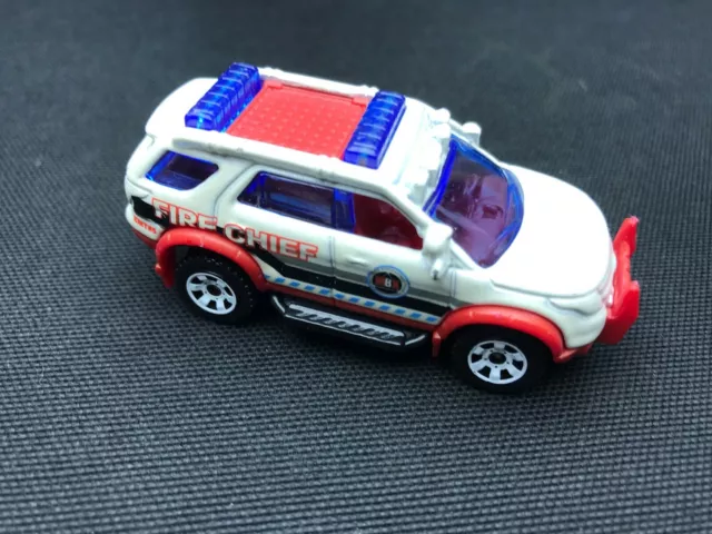 MATCHBOX FORD EXPLORER Fire Chief 4x4 Collectable Scale 1:64 £3.88 ...