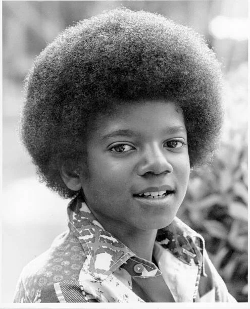 MICHAEL JACKSON POSES For A Photo At His Hollywood Home 1972 OLD MUSIC ...